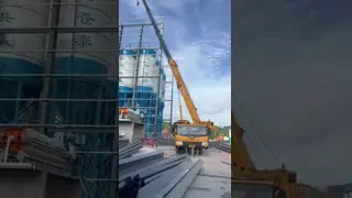 Direct Factory Price: Commercial Concrete Batching Plant in Action