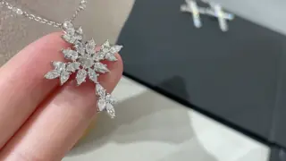 Snowflake Pendant Necklace, Full Paved Crystal Winter Jewelry for Women