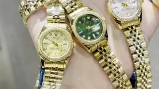 Wholesale Women's Diamond Bezel Green Dial Date Watch Gold Tone Stainless Steel | OEM