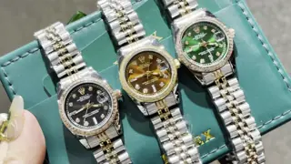 Wholesale Women's Diamond Bezel Black Dial Date Watch Two-Tone Gold Silver | OEM Custom