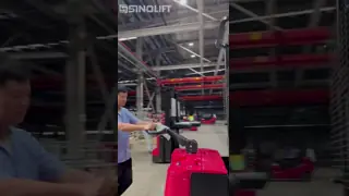 Introduce CDD20 Electric Adjustable Dual-Arm Stacker For You