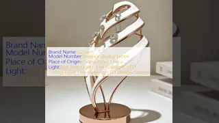 Elegant Heart Shaped Jewelry Display Stand for Retail