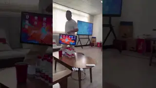 VETO 24 Inch Portable Smart TV with Built In Camera