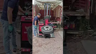 Introduce Truck Tire Changer Machine Good For Large Vertical Tire Disassembly Machine For You