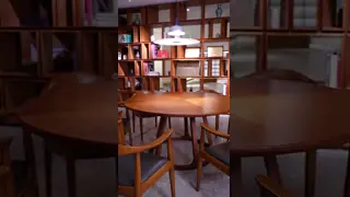 Modern Minimalist Walnut Round Dining Table for Luxury Homes