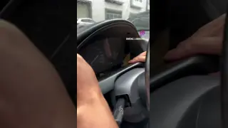 Video tutorial on removing and installing the Honda Civic EK instrument cluster.