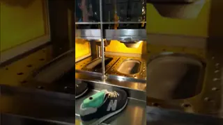 Automatic Air Bags Pneumatic EVA Rubber Shoe Sole Attaching Pressing Machine