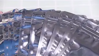 Metallized Stand Up Zipper Pouch, Light & Moisture Proof Food Packaging Bag