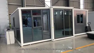 Modern Expandable Container House with Glass Partition