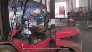 Our factory workshop is currently in the process of manufacturing steel gratings.