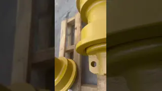 D155 single flange track roller