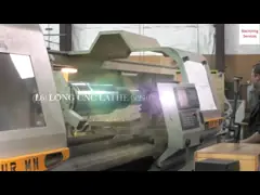 Impulskreis aus reinem Polystyrol in Form eines T mit runden, glatten Oberflächen