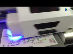 Stampa 3D con UV-Injection de peinture pour feuille plate