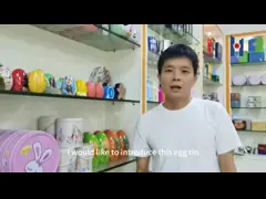 Châteaux de chocolat en forme d‘œufs (castelli di cioccolato a forma di uova)