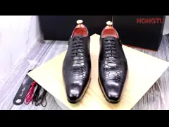 Patent Leather Men's Dress Shoes Low Heel Pointed Toe With Snake Pattern