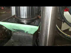 Aluminum / Sawdust Metal Briquetting Machines Vertical Structure High Capacity