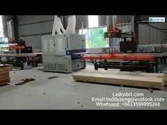 Sistema automatico per la manipolazione di quadri in acciaio di 800 kg con schermo tattile