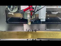 Macchina per la fabbricazione di gioielli a sette assi per disegni di gioielli versatili e personalizzabili