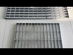Durable Steel Walkway Grating Anti Corrosive Non Slip Flooring