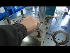 75 mm Ejektor Schlag Kunststoff Drehtisch Spritzgießmaschine 85T