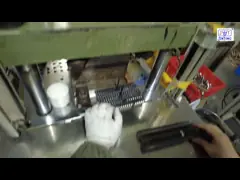 Kleine Doppelzylinder-ABS-Vertikal-Plastikspritzgießmaschine