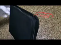 Chiusura della porta di sinistra della macchina Rimpiazzo della porta della macchina