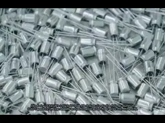 2Elettrolizzatore a ossido solido da 0,5 V 2.4.1 Condensatori solidi di alluminio e polimero conduttivi