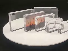 Cornice fotografica acrilica resistente agli UV Opzione di personalizzazione del logo personalizzato