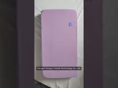 É uma prima com um monte-barro.