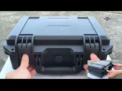 Handheld Drone Detector With 100MHz-6GHz 1-3KM Detection Radius 8000mAh Battery