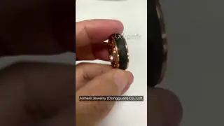 2025 new custom mens wedding band forged carbon fiber inlay wedding bands  plated gold and rose gold