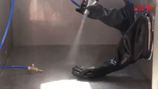 vapor cleaning wet sandblasting machine for closed loop system