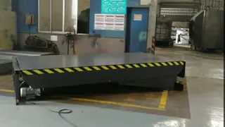 industrial electric hydraulic dock plate ,dock leveler with 2 pieces 250*250*100mm bumper