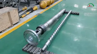 nitrided layer thickness 0.5-0.8mm single screw extruder screw barrel with hv 950-1100 hardness