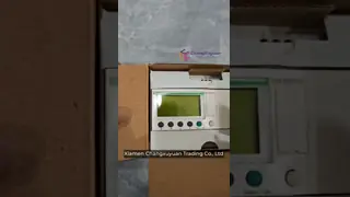 sr3b261bd schneider electric  zelio logic relay 12 i/o lcd display built-in timer functions