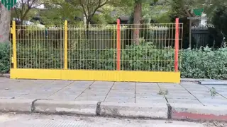 yellow edge protection barrier 1-1.5m height for building