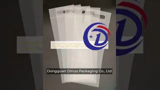 moisture-proof and durable frosted cpe resealable zipper bags with handle for food and small items