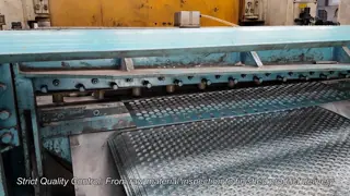 1220×2440mm perforated steel sheet round holes for material separation