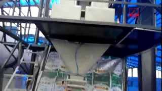 300-600 bph double bucket granule packing machine with touch screen control for bulk material