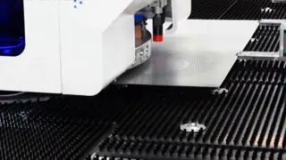 high precision cnc turret punching press 27kw 32 stations turret for metal plate